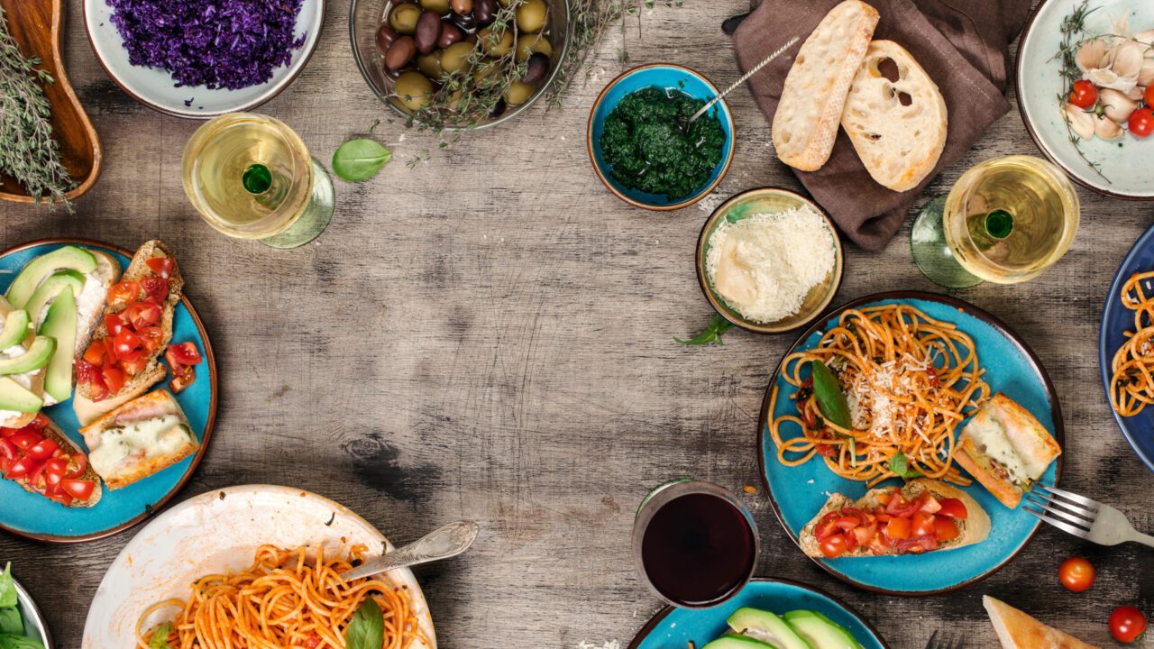 Family-Style Dining: Why Sharing Italian Food Brings People Together ...